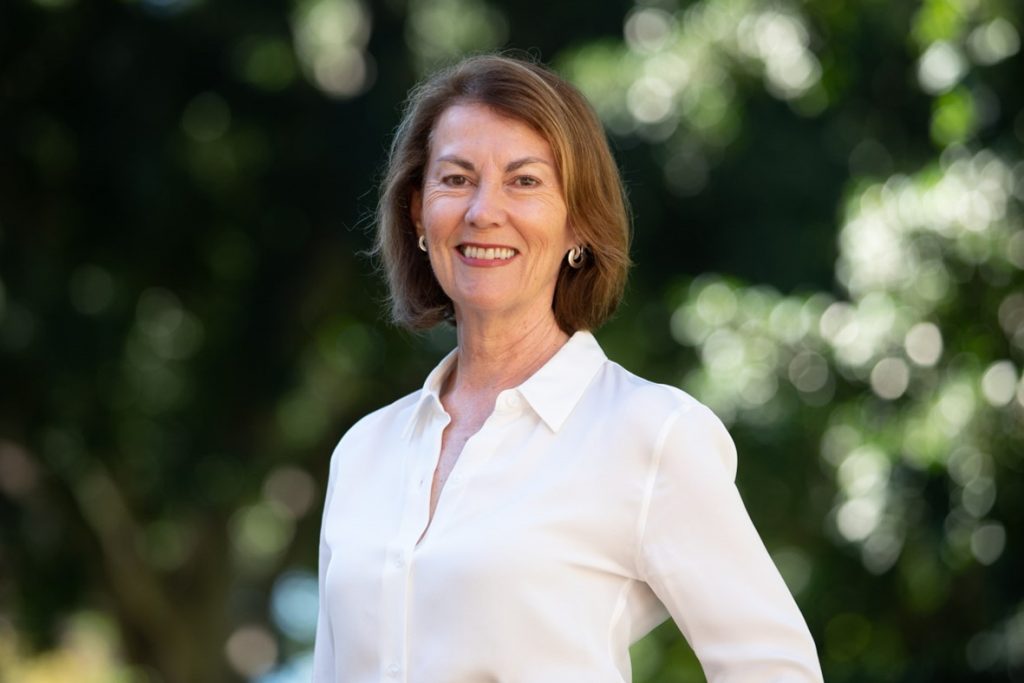 Sefiani | Robyn Sefiani